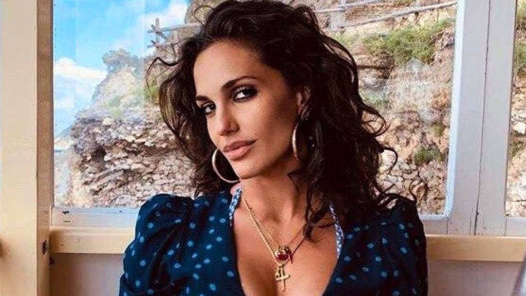 Chi è Elena D'Amario: età, fidanzato e la carriera iniziata ad Amici