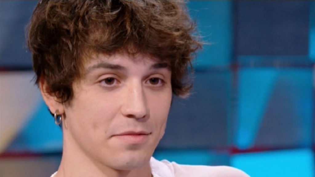 Alex a Verissimo, la Toffanin incalza: "É amore con Cosmary?"