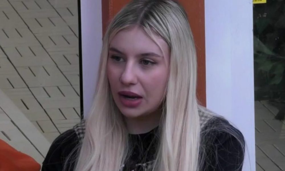 Micol Incorvaia, la mamma se la prende con Oriana e Antonella: "Le ...