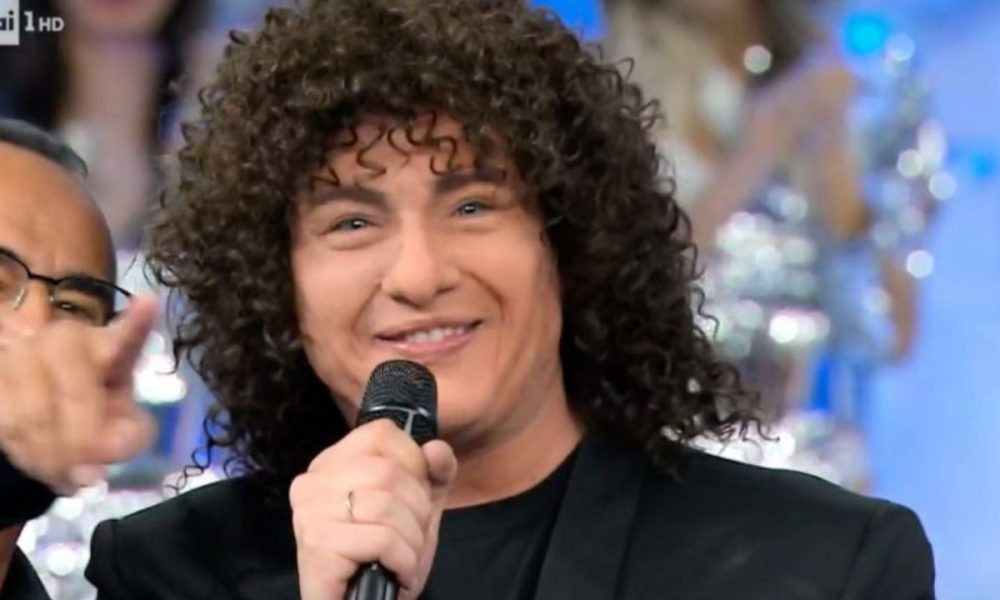 Antonino Spadaccino vince Tale e Quale Show: l'ex di Amici conquista il ... Antonino Spadaccino vince Tale e Quale Show: l'ex di Amici conquista il ...
