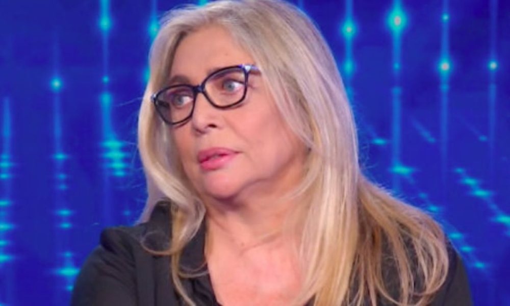Mara Venier: "Mi faccio pure i caz*i miei", botta e risposta sui social