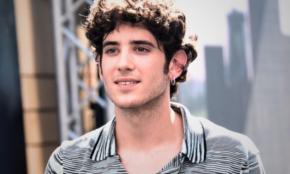 Nicolas Maupas si racconta: l'adolescenza, l'amore per il cinema e l ...