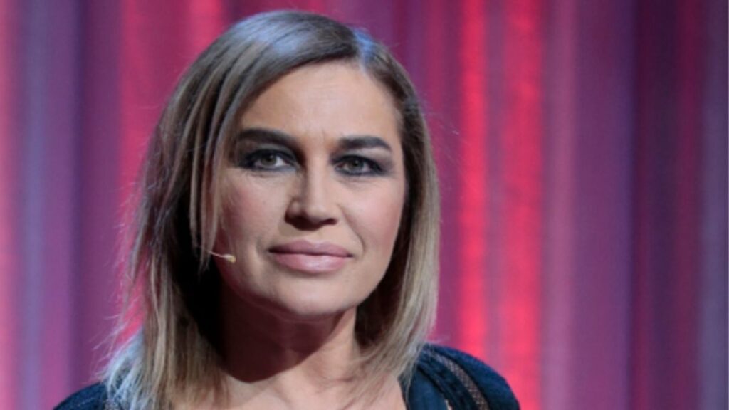 Lory Del Santo è indagata per diffamazione aggravata dopo le sue accuse ...